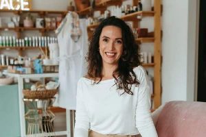 Elisha Reynoso Biography: Life of The Maven Skin Owner | BroadBiography