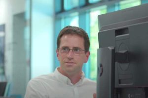 Peter Bonnington Biography: The F1 Race Engineer | BroadBiography